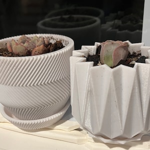 The Estrella Planter in Dark Green Drainage Hole and Tray - Etsy