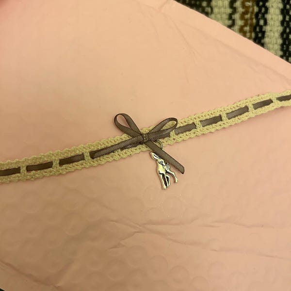 Dainty Deer & Bow Chain Necklace - Etsy