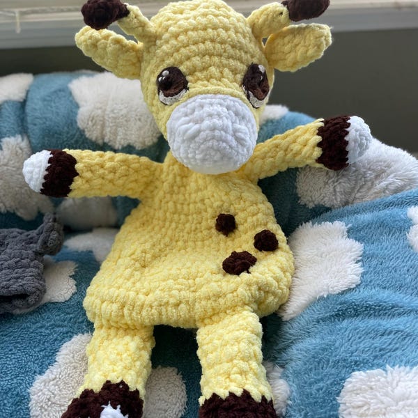 Giraffe Lovey Crochet Pattern, Amigurumi Giraffe Security Blanket ...