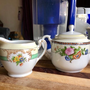 Vintage 1978 GOEBEL Harvest Cherub Putti Figurine Kneeling and - Etsy