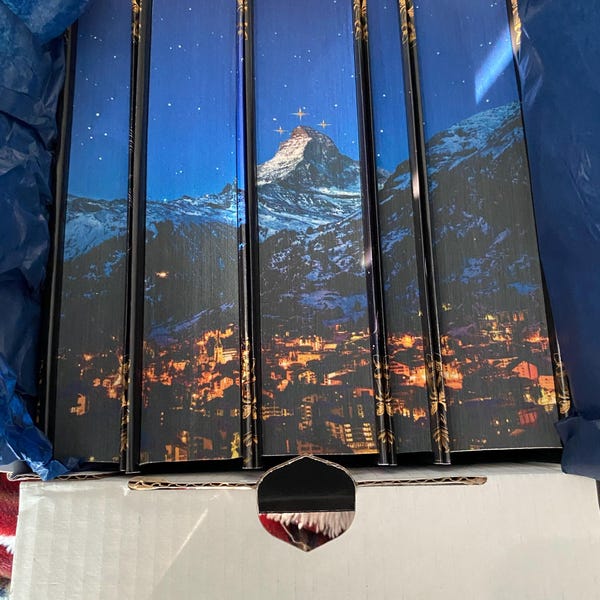 ACOTAR Velaris Special Edition Book Set | A Court of Thorns and Roses ...