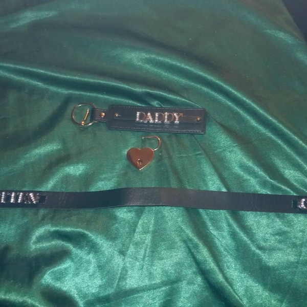 Custom Lock Collar and Owners Keychain-choker. Choose Your Words - Etsy