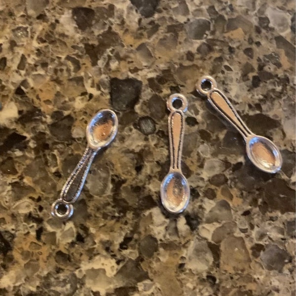 20 Silver Spoon Charms, Perfect for Miniature Food, #DH92 - Etsy