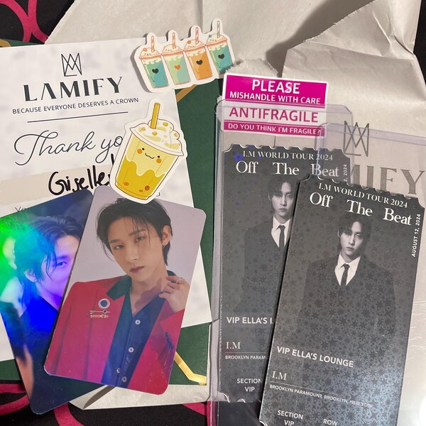 Ateez Seonghwa Photo KPOP Picket / Fan With Ruffles - Etsy