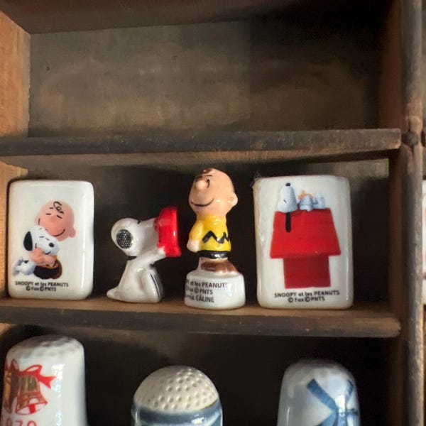 Miniature SNOOPY Vintage Porcelain Figurine, Bean of Your Choice, Mini ...