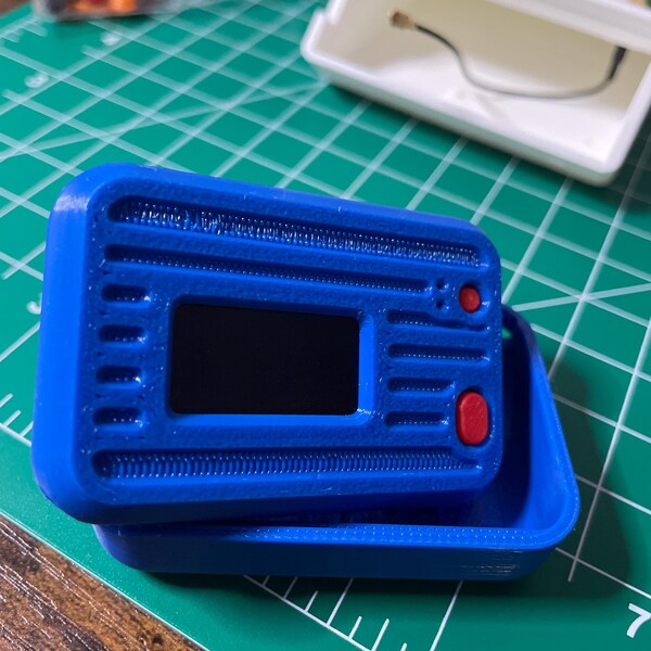 Heltec V3 Complete Device Running Meshtastic in Compact Case With 1000 ...