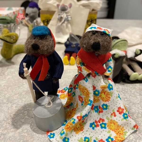 Alice Otter Felted Mother Otter Christmas Muppet Emmet Otter's Jug-band ...