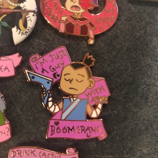 Trusty Boomerang Pin - Etsy