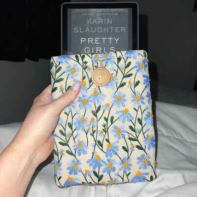 Blue Beige Daisy Embroidered Book Sleeve, Kindle Sleeve, Ereader Cover ...
