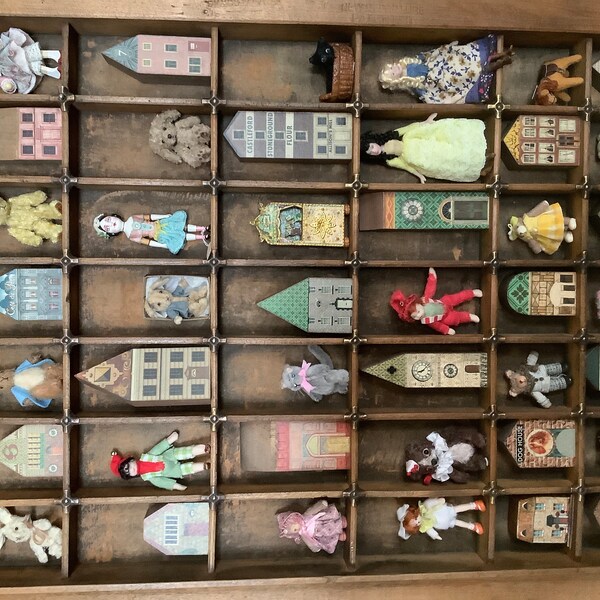 Lovely Printers Tray Cabinet Display Case With William Morris Prints ...