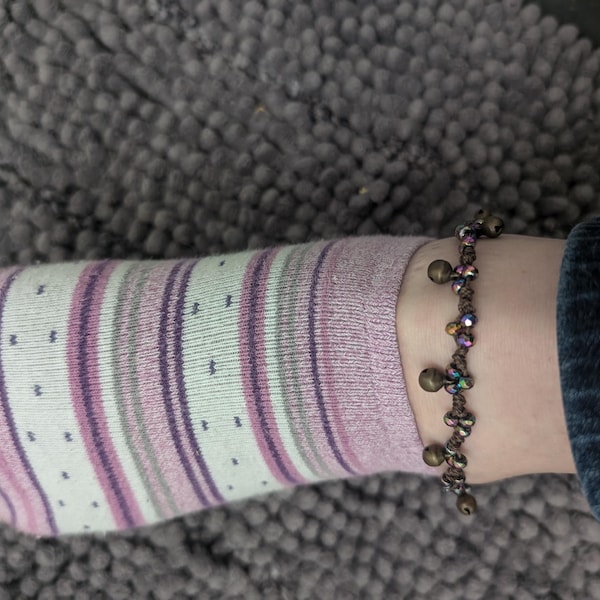 Puca Shell Necklace. Square Puca Shells Beads Strung on Wire. Silver ...