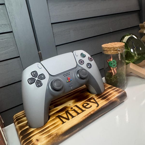 Natural Finish Gaming Controller Holder Stand Handmade From Recycled ...