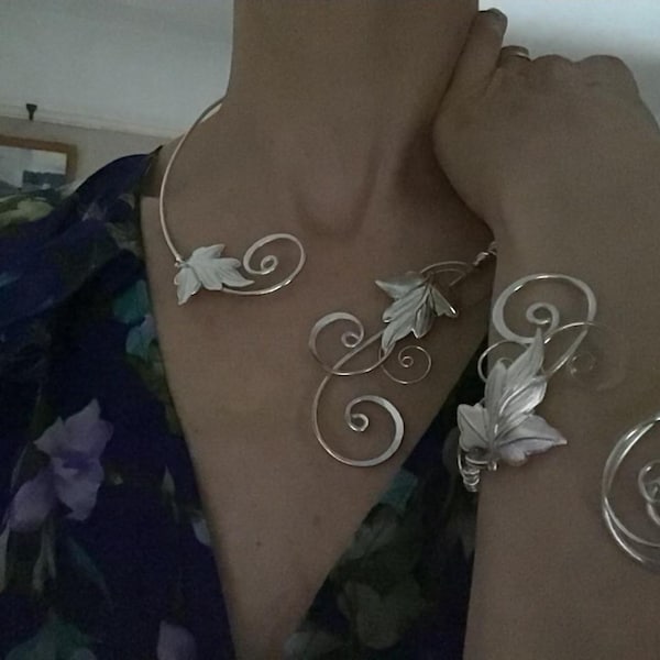Silver Ivy Necklace, Elven Leaf Statement Collar, Elven Wedding Torc - Etsy