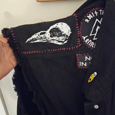 BIRD SKULL PATCH What Kind of Bird Well I Completely Forget Maybe One ...