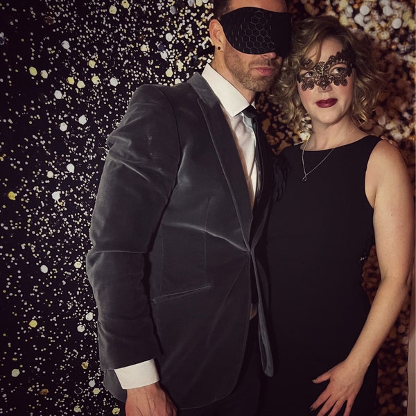 Labrinto labyrinth Mask, Black and Silver Eyemask With 3D Swirls ...