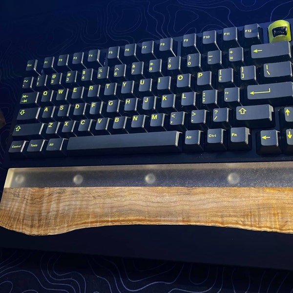 TKL Wrist Rest | Keyboard Wrist Rest | Custom Wrist Rest | Wood Wrist ...