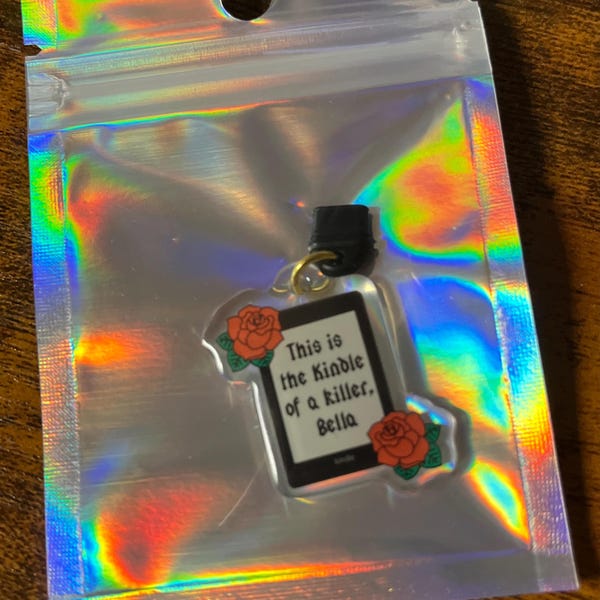 Kindle of a Killer Bella USB C Charm | Twilight | Bookish Gift ...