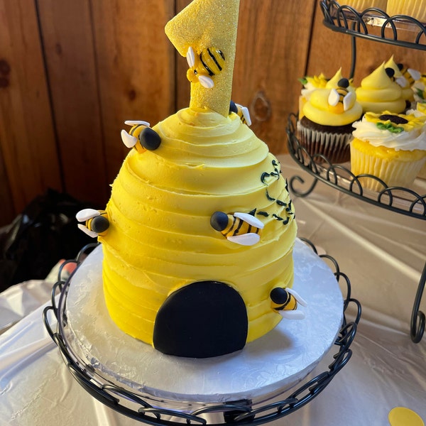Bee Birthday Candle, Bumblebee Party Decor, Bumble Bee Party Decor ...