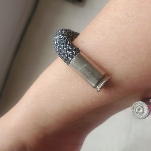 Patriot Military and Second Amendment Paracord Bullet Bracelet 40 Cal ...