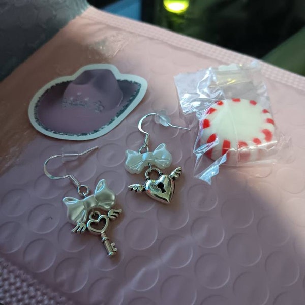 Porcelain Heart Coquette Dollette Faux Pearl Pink Glass Earrings - Etsy