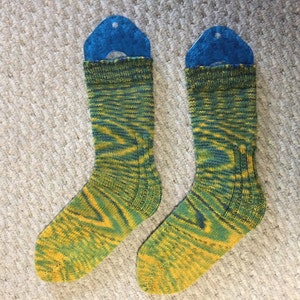 Magic Heel Socks WORSTED CABLES Easy Knitting PATTERN Cozy House Socks ...