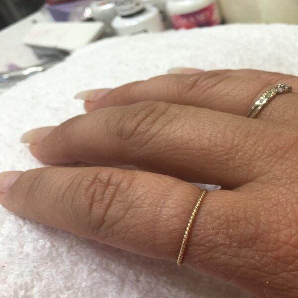 14k SOLID Gold Twisted Band Ring/ Ultra Thin Ring/ Stacking Ring/ Everyday Jewelry - Etsy