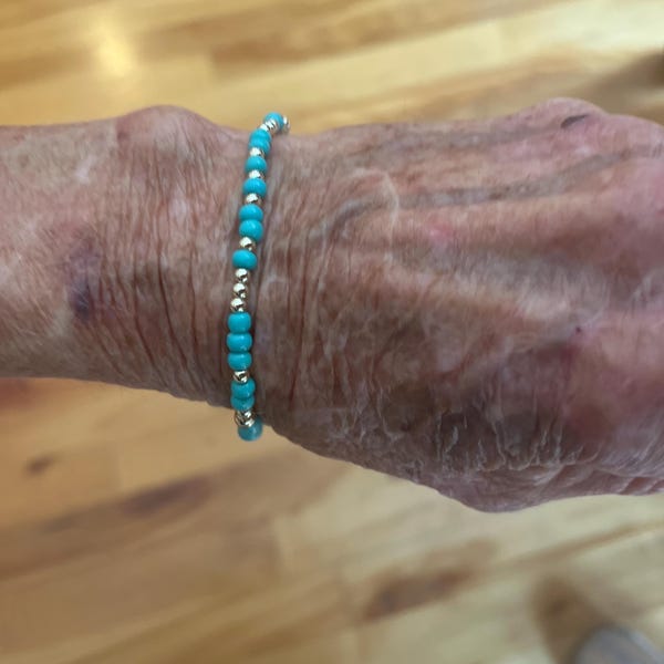 VERY DEMURE Bracelet Set | Very Mindful Cutesy Considerate Natural ...