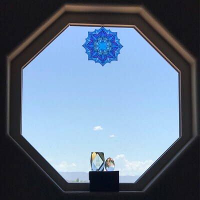 Crystal Window Cling Suncatcher, Prism and Holographic Rainbow Maker ...