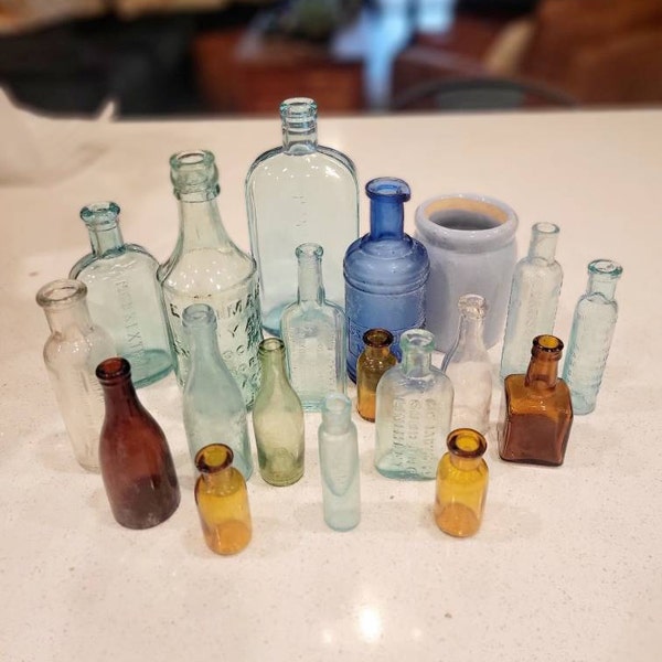 Antique Quart Amber Flask Embossed W. B. Bond & Co. Newark NJ 1890's ...