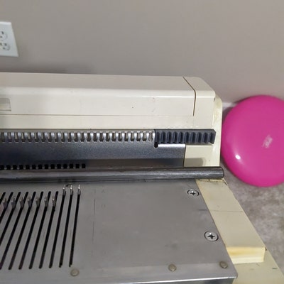 Brother Punch Card Knitting Machines, Standard Gauge: KH820, KH830 ...