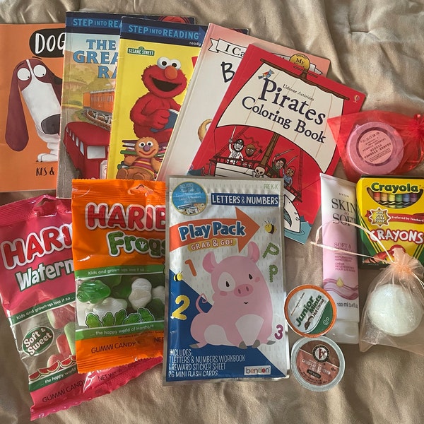 Deluxe Surprise Book Box - Choose Genre! - Etsy