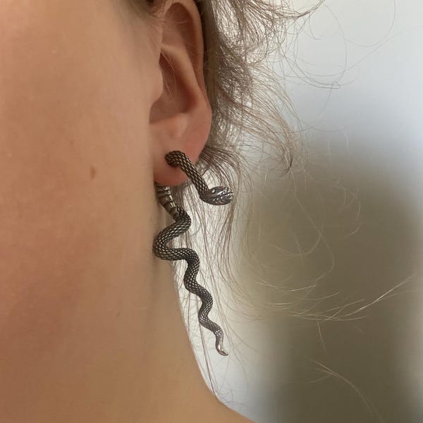 Dragon Claw Earrings, Claw Earrings, Gothic Earrings, Edgy Earring ...