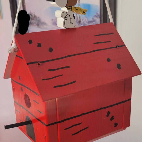 Snoopy Flying Ace Red Baron Dog House Birdhouse Handmade Bird Charlie ...