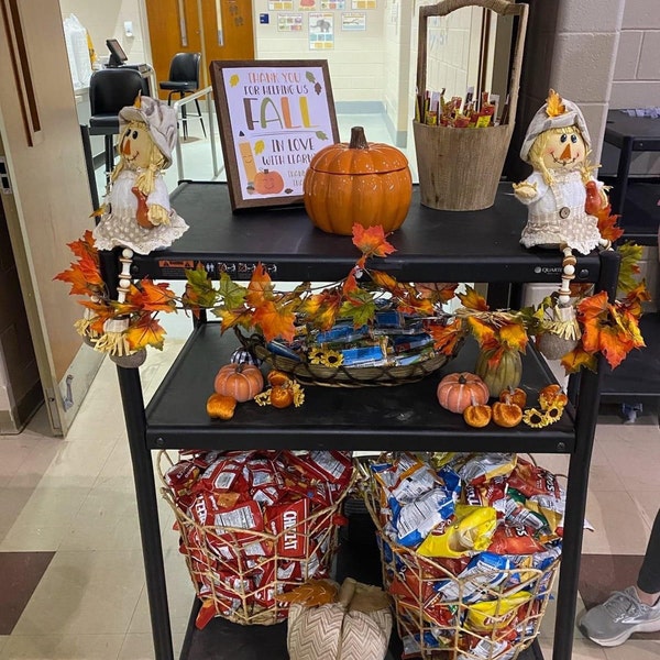 Fall in Love With Learning Tags, Teacher Gift, Teacher Appreciation ...