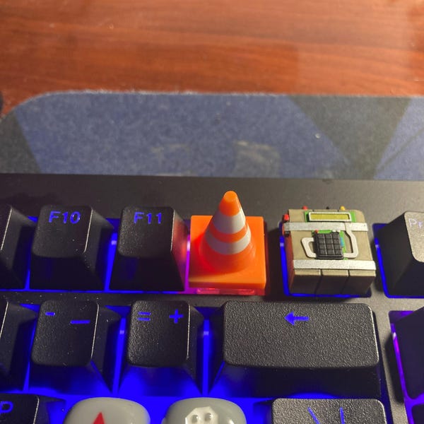 Realistic Log Block Keycap, Voxel-inspired Artisan Keycap, Nature ...