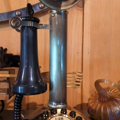 Paramount Collection 1927 European Style Telephone - Etsy