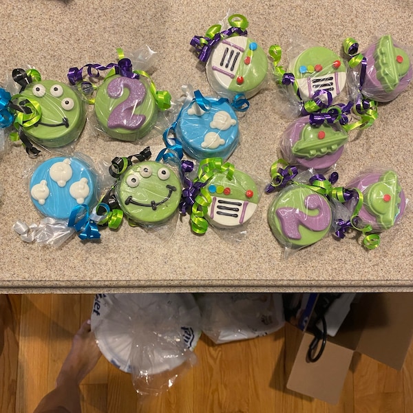 Toy Story Themed Chocolate Covered Oreos - Etsy