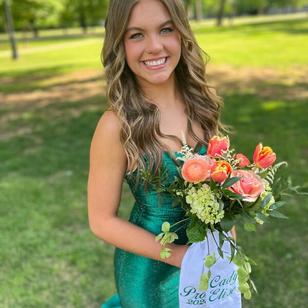 Custom Embroidered Bouquet Wrap Sash Bow HOCO Prom Bouquet Sash With ...