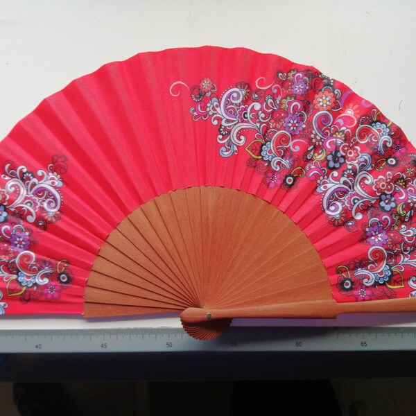 Primavera Red Handcrafted Fan in Pear Wood and Cotton Fabric, Hand Fan ...