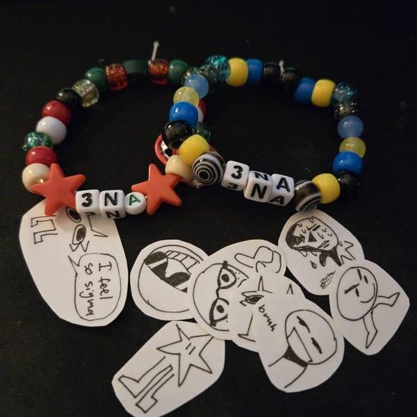 Split Regretevator Roblox Kandi Bracelet - Etsy