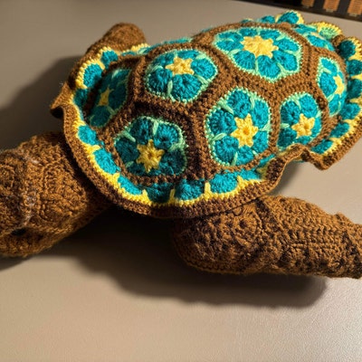 Snap the Turtle African Flower Crochet Pattern - Etsy