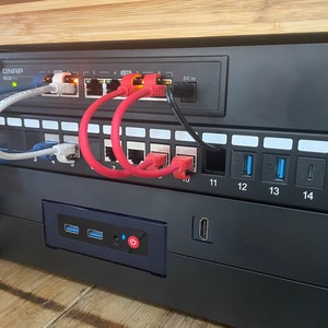 Logitech-squeezebox-crm66 Injection Molded Front and 3D Printed Rear ...