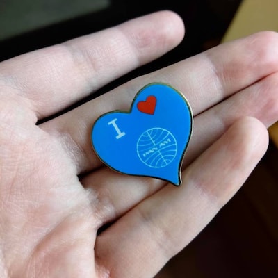 15 Vintage Dutch Pins Bulk 1970s Pin Buttons Retro - Etsy