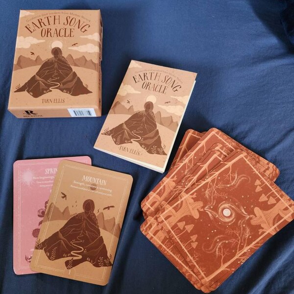 Botanical Tarot Deck and Guidebook by Sow the Magic, Nature Tarot ...