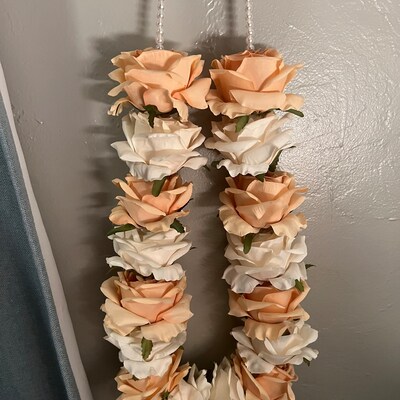 Fresh and Artificial Wedding Varmala, Bride and Groom Mala, Wedding ...