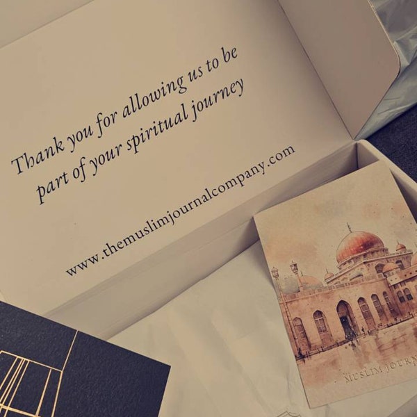 Bundle: Umrah Guide & Journal + Umrah Dua Cards Lanyard Black | the ...