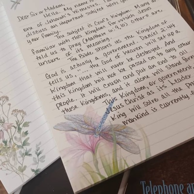 Pretty Notepad With Simple Spring Wildflowers Pick From Large Notepad ...