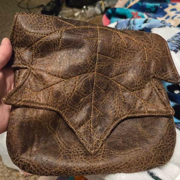 Maple Leaf Renaissance Faire Belt Pouch: Faux Leather Festival Bag, 8x8 ...