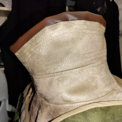 Space Mercenary Neck Seal Pattern Inspired by the Armorer from the ...