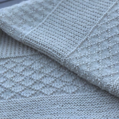 Simple Blanket Knitting Pattern Jasper Small/baby Blanket Large Sofa ...